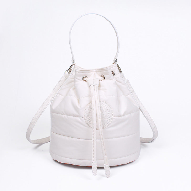 Padding white shoulder bag – miimmiim
